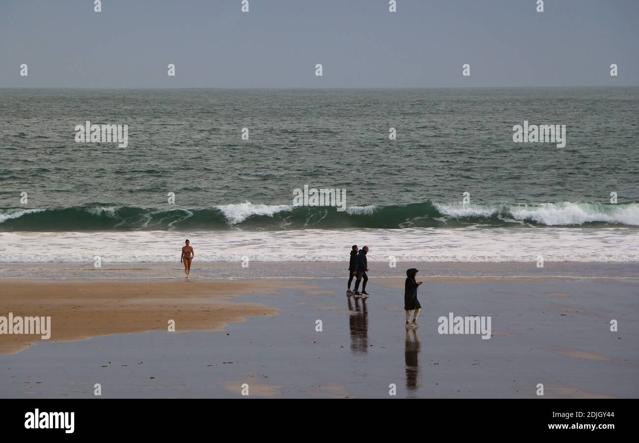 Santander spain bikini beach hi-res stock photography and images - Alamy