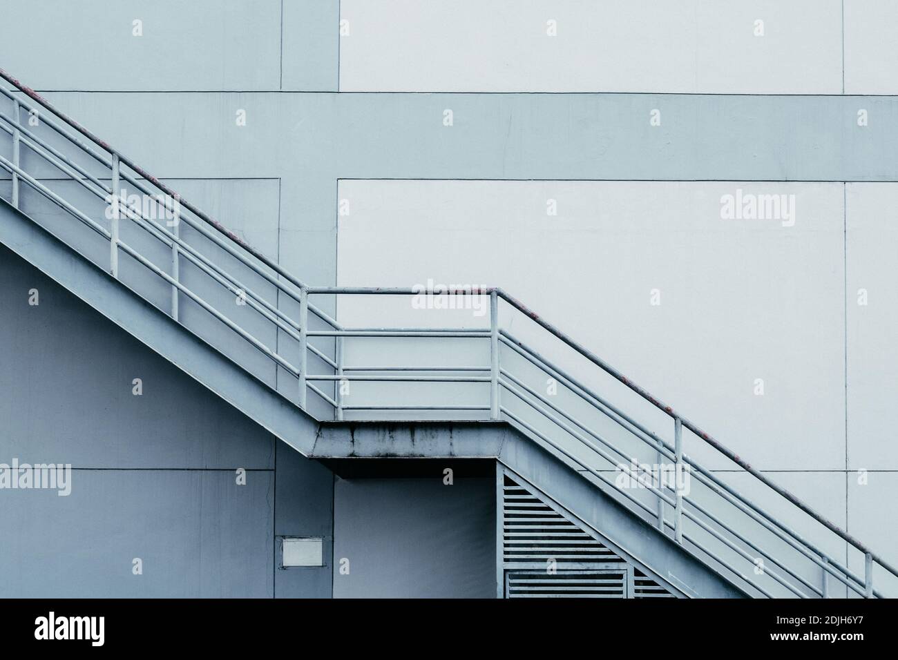 Climbing fire escape ladder hi-res stock photography and images - Alamy