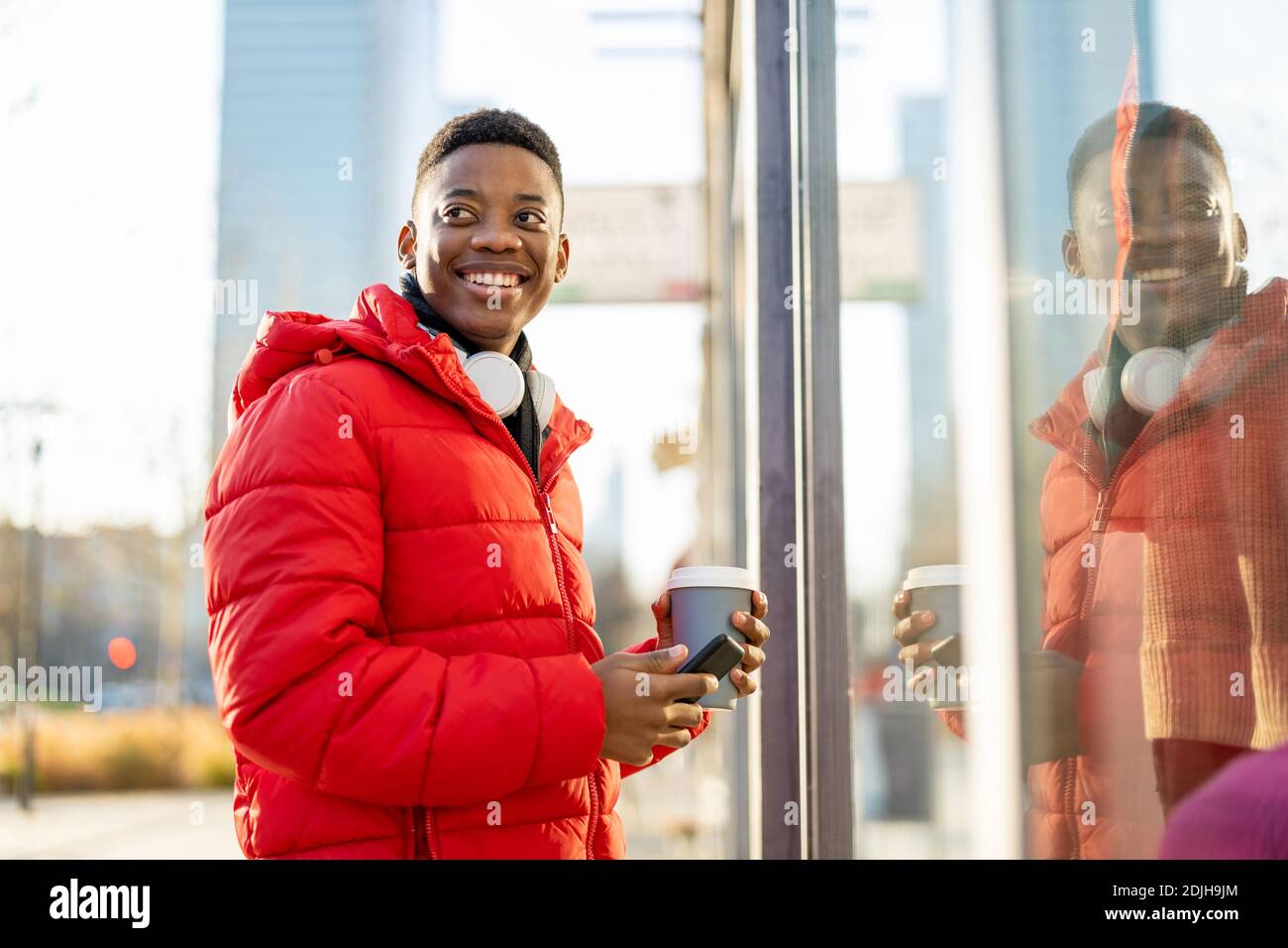 Fall cool day city street hi-res stock photography and images - Alamy