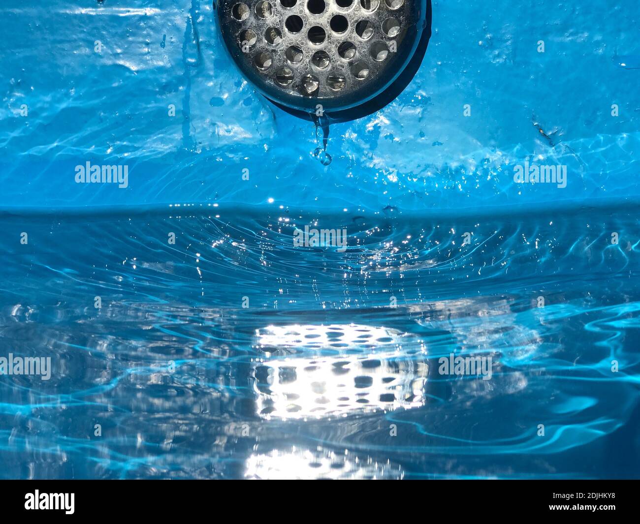 Drain in the swimming pool hi-res stock photography and images - Alamy