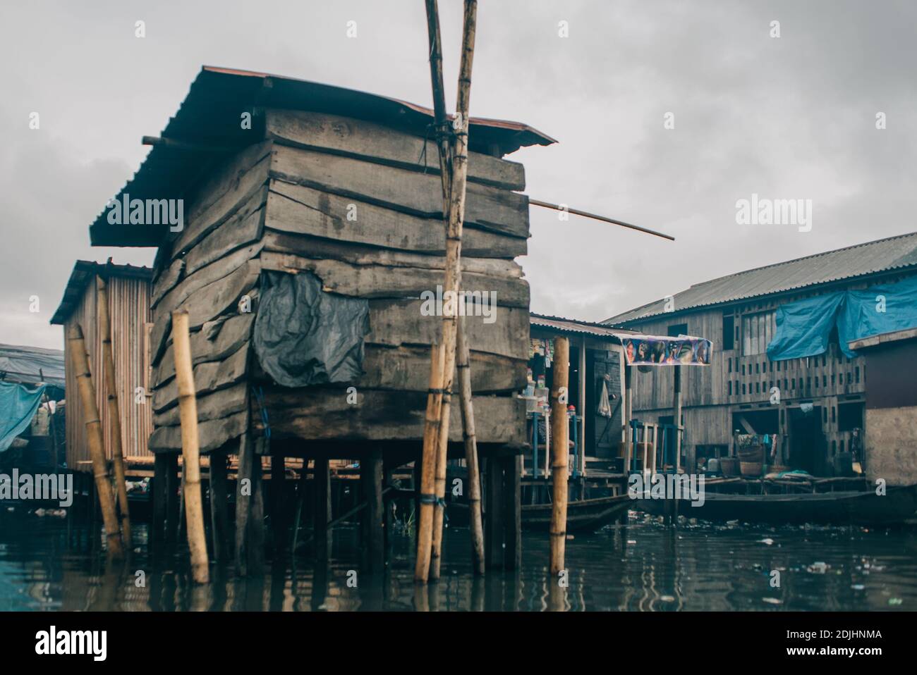 Makoko lagos hi-res stock photography and images - Alamy