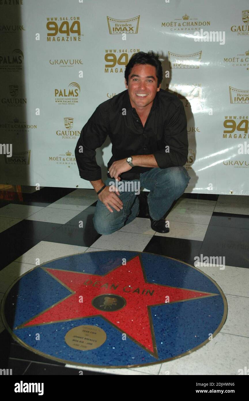 Dean Cain next to his star at the "Superman Returns" special screening ...