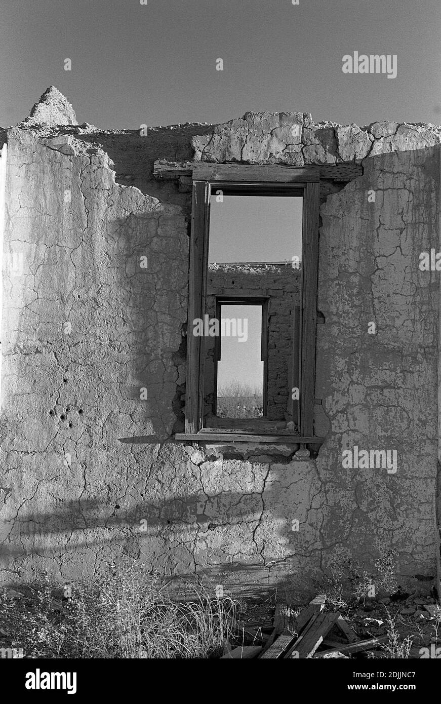 Adobe building buildings mud Black and White Stock Photos & Images - Alamy