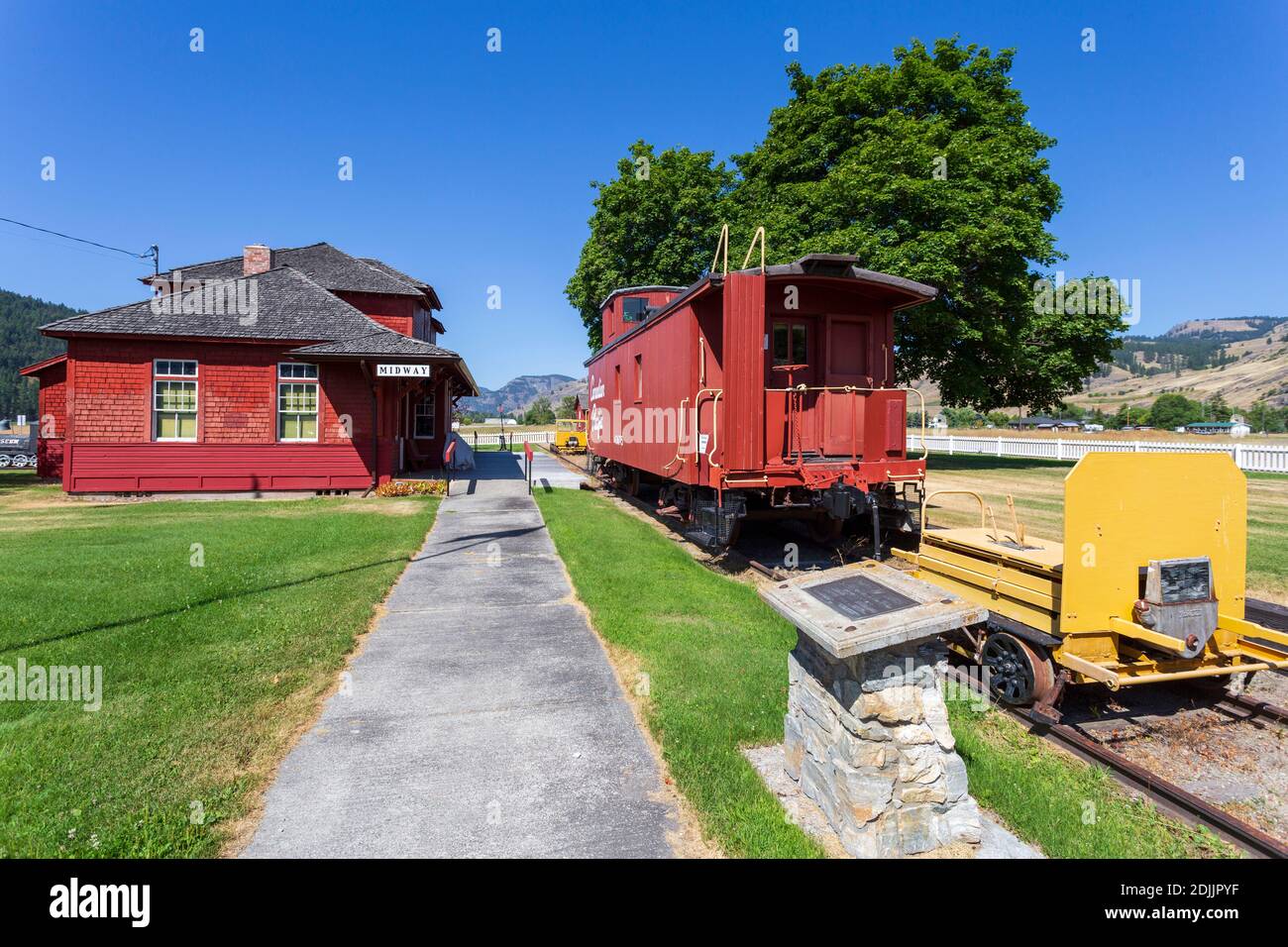 Midway village hi-res stock photography and images - Alamy