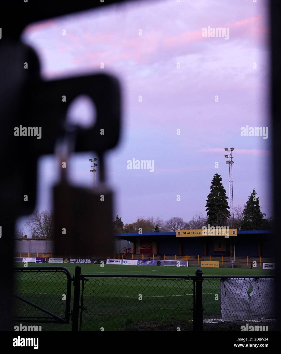 A general view of St Albans City’s ground, Clarence Park Stock Photo ...