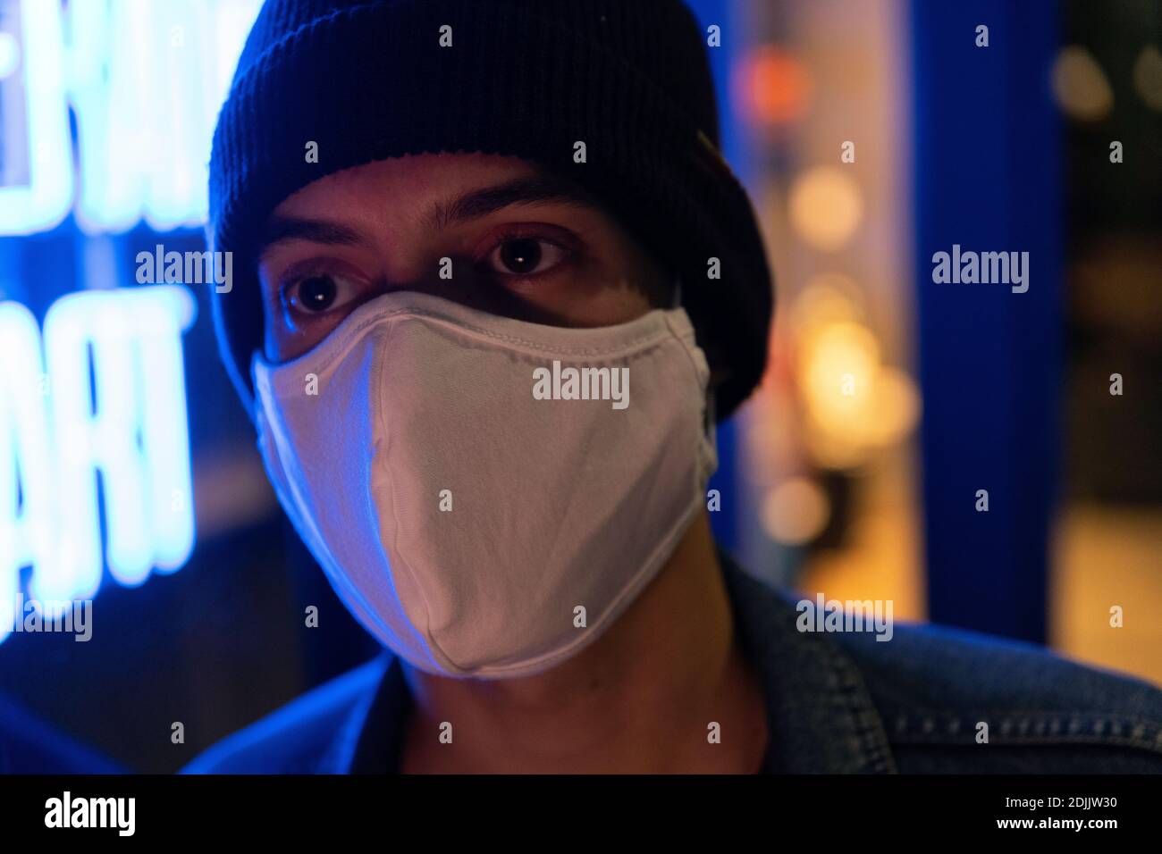 Man face mask hi-res stock photography and images - Alamy