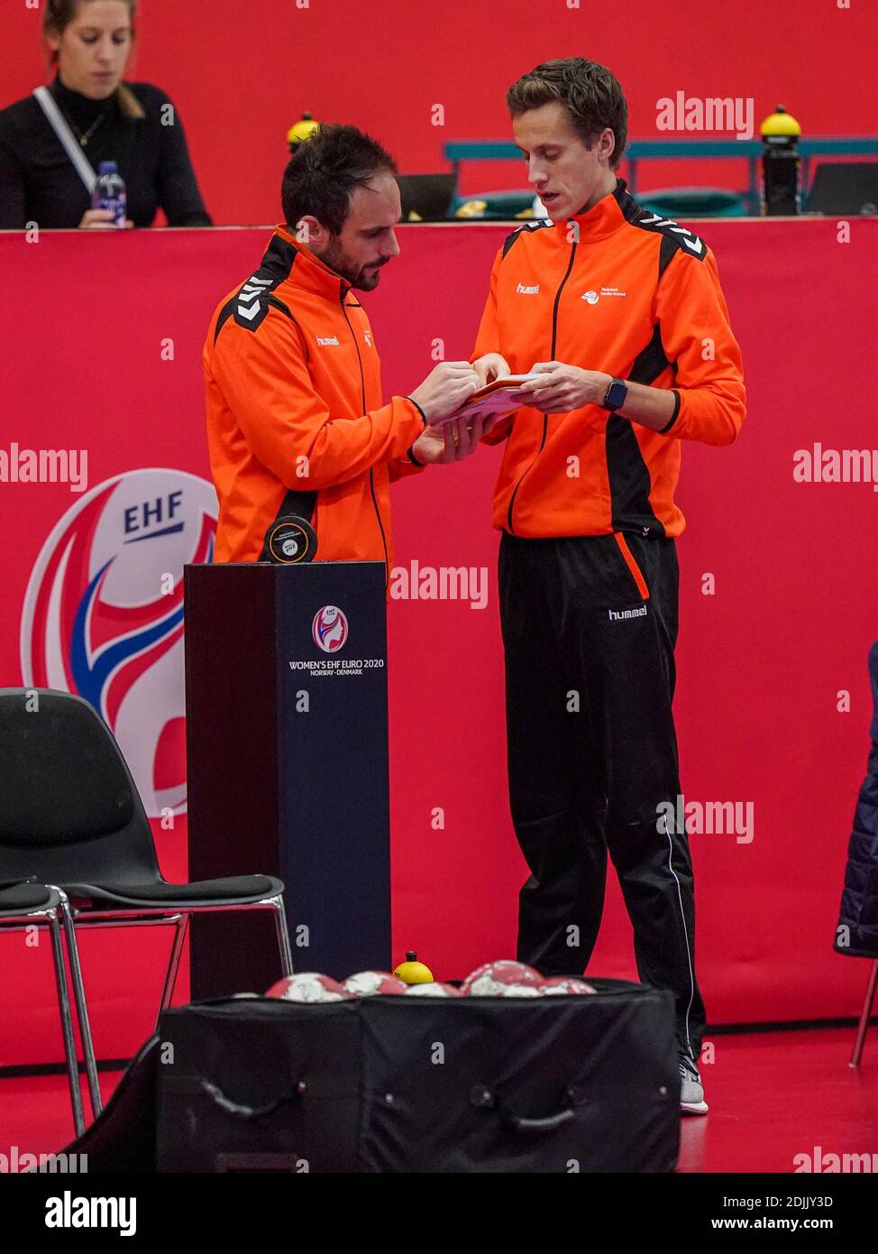 KOLDING, DENMARK - DECEMBER 14: Coach Emmanuel Mayonnade of Netherlands ...