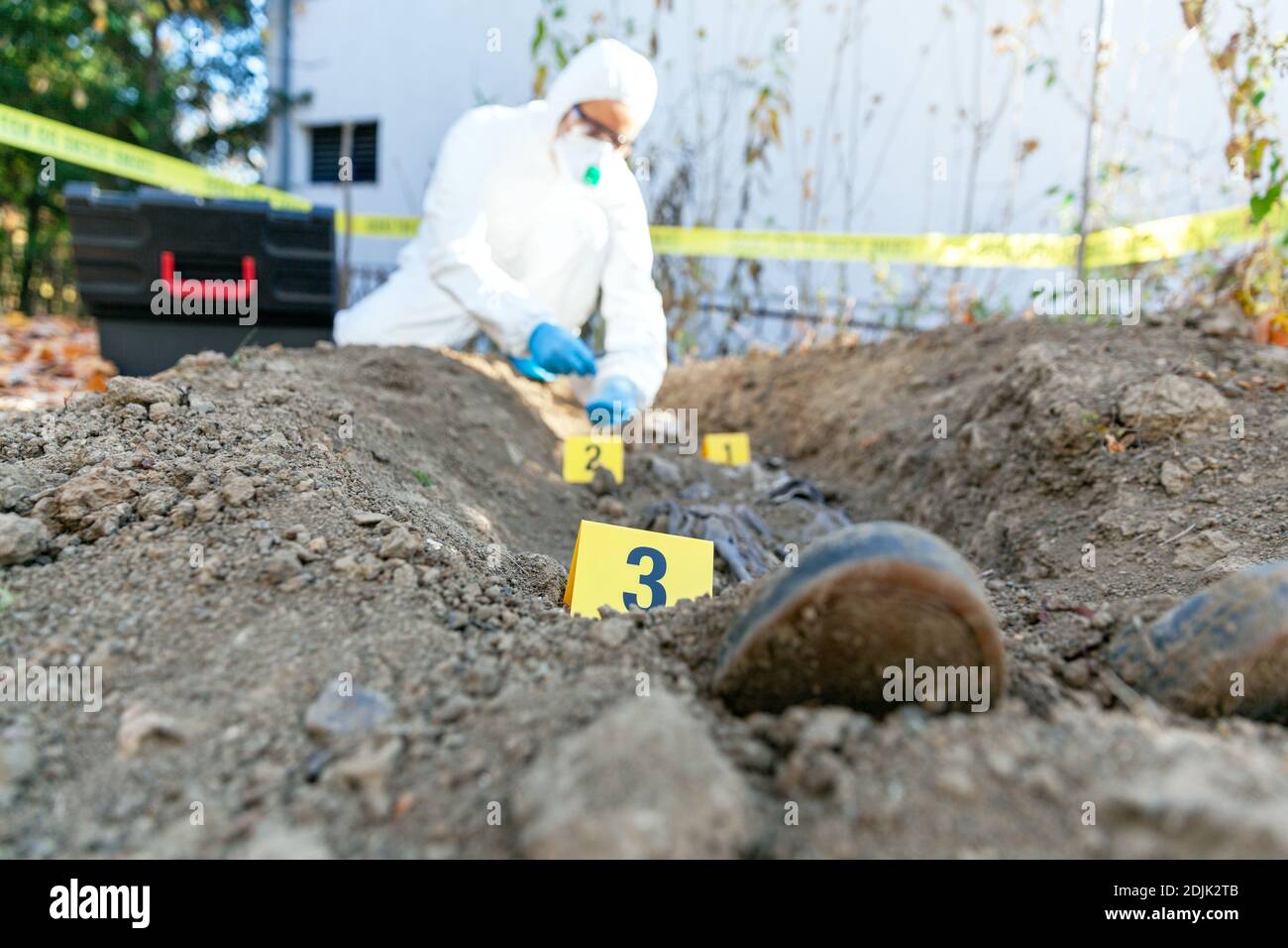 Forensic science specialist at work Stock Photo - Alamy Forensic science specialist at work Stock Photo - Alamy