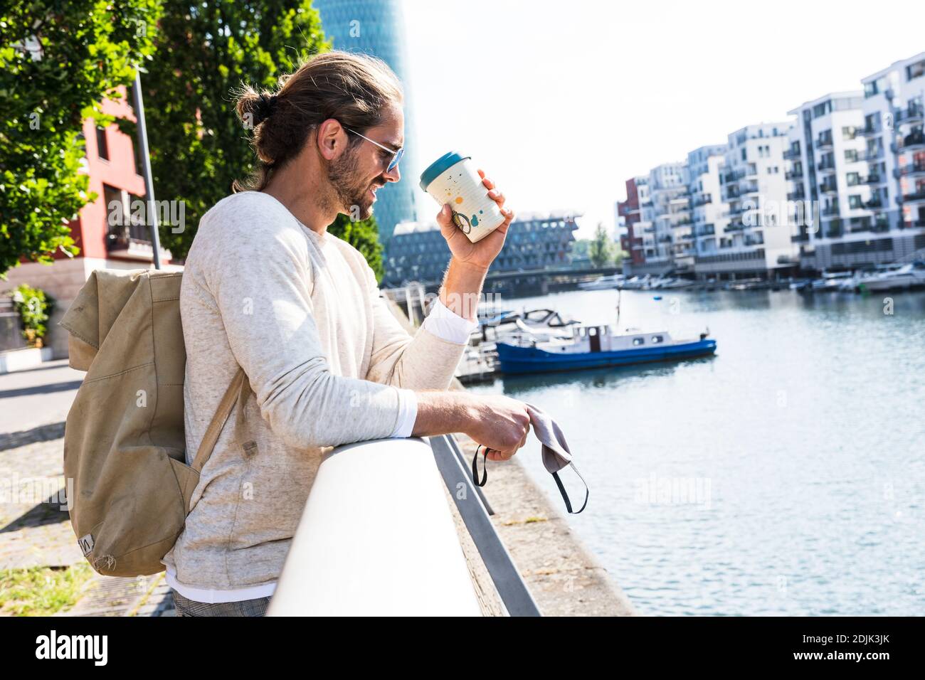 Backpack styles hi-res stock photography and images - Alamy
