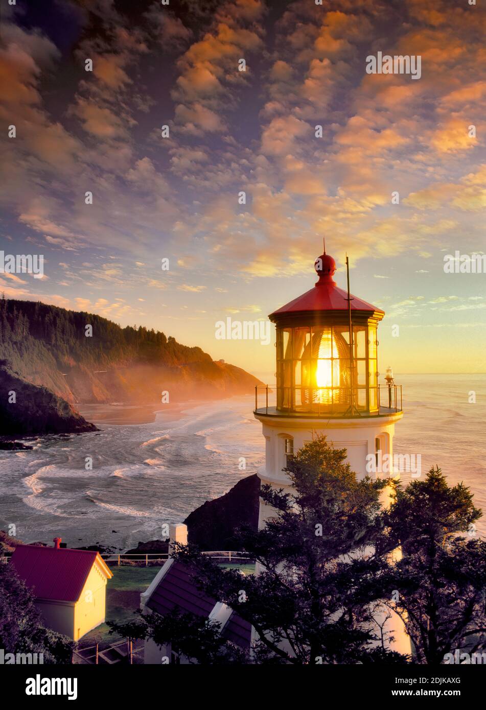 S00062M.tiff Heceta Lighthouse with sunset clouds and fog. Oregon Stock ...