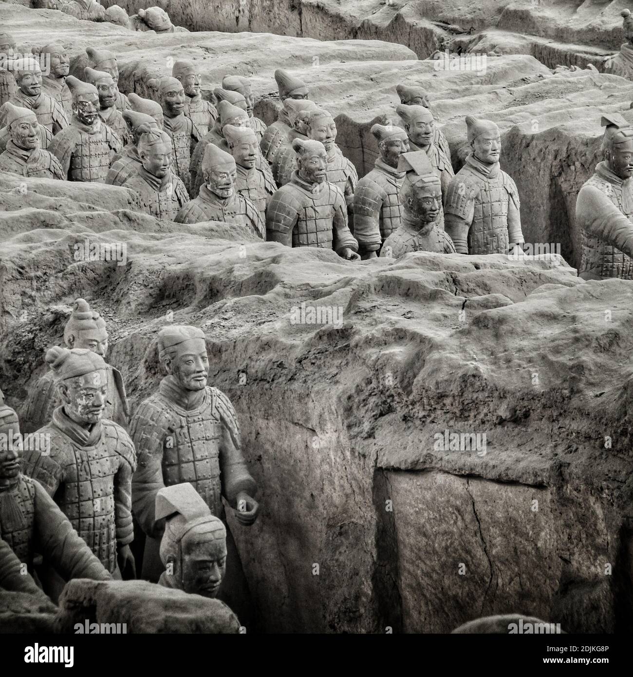 Terracotta warrior black and white hi-res stock photography and images ...