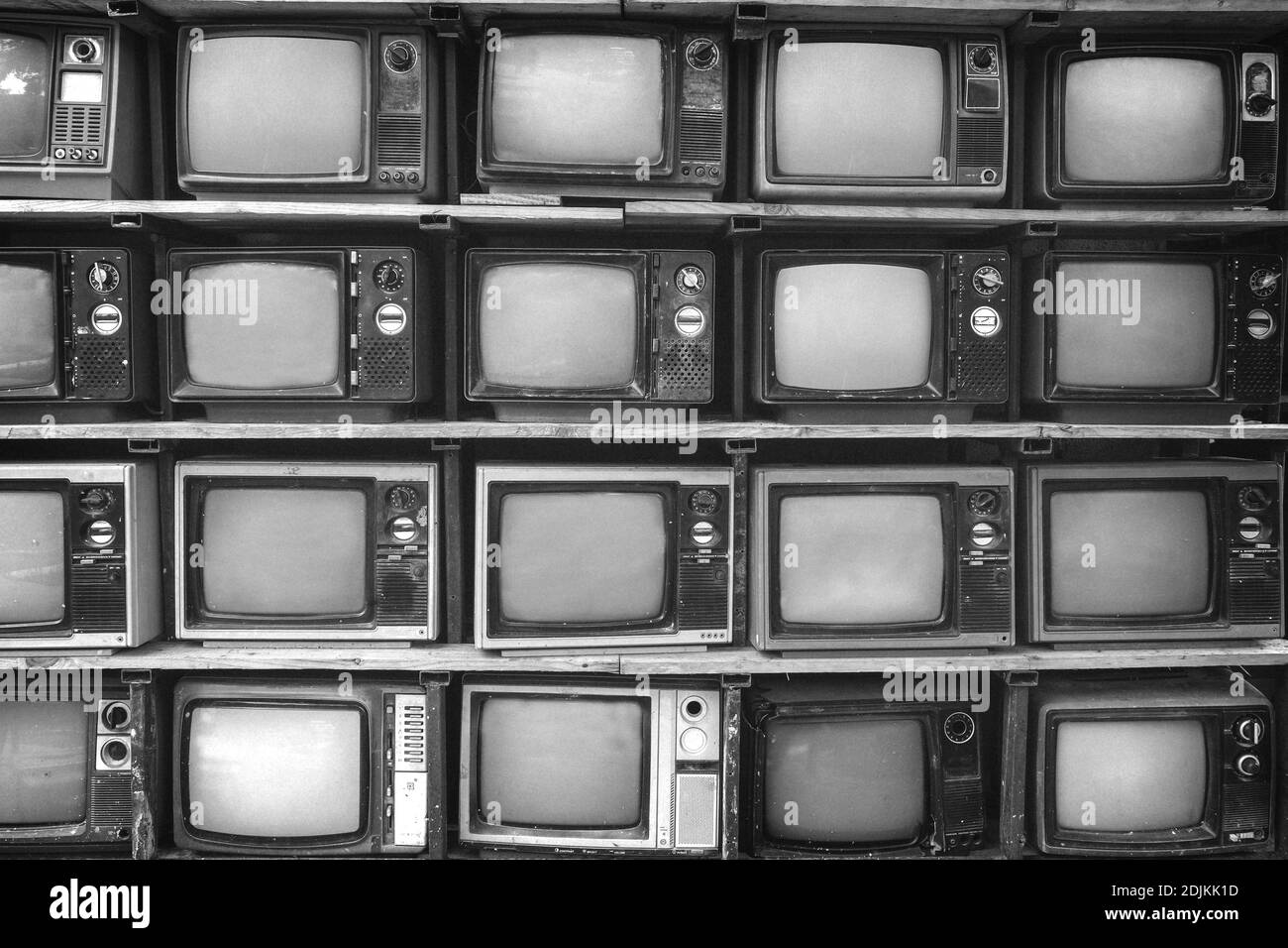 Old tv sets hi-res stock photography and images - Alamy