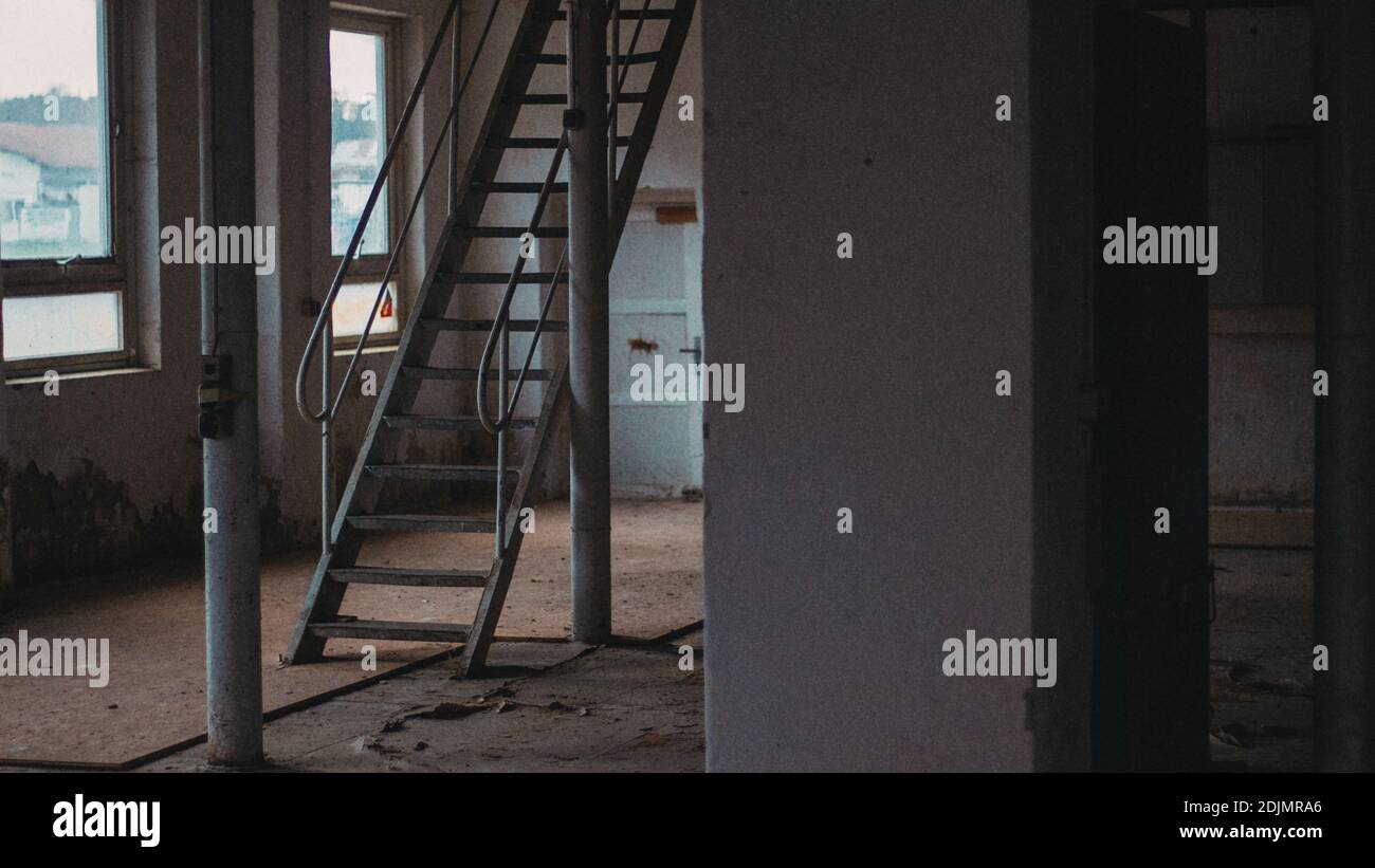 Damaged office building hi-res stock photography and images - Alamy