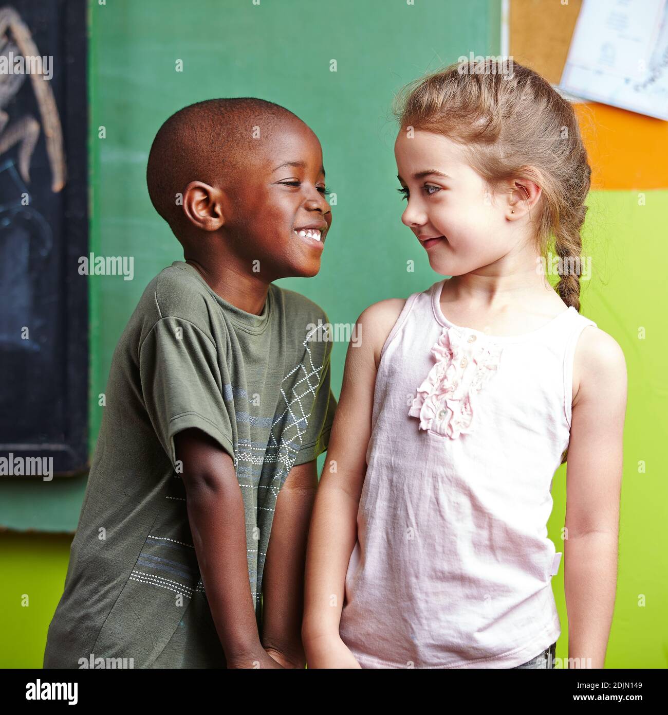 Girls in pre school classroom hi-res stock photography and images - Alamy