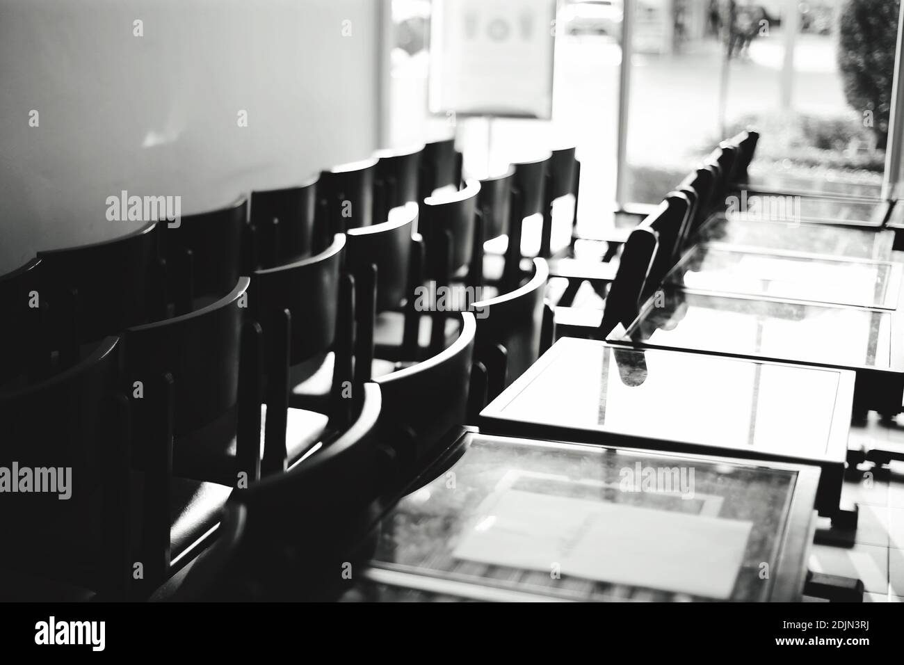 Empty classroom asia hi-res stock photography and images - Alamy