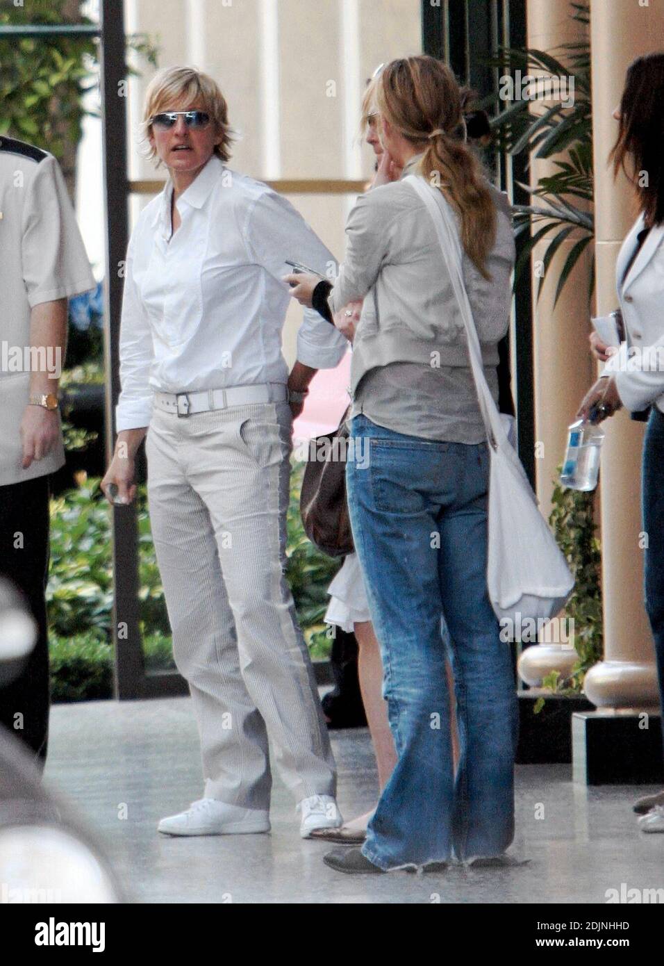 Porsche girls hi-res stock photography and images - Alamy