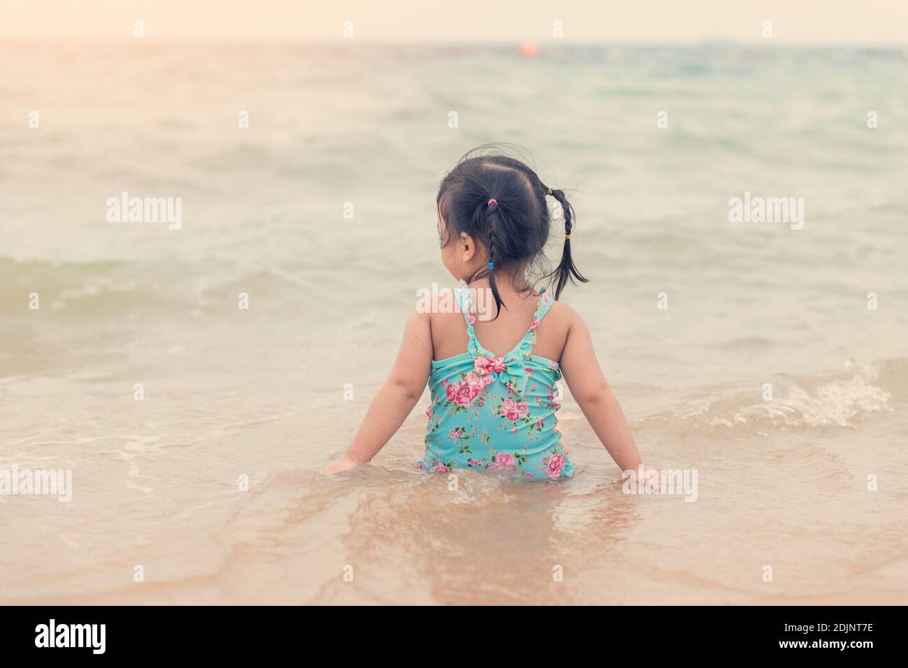 Baby Crying Beach High Resolution Stock Photography and Images - Alamy