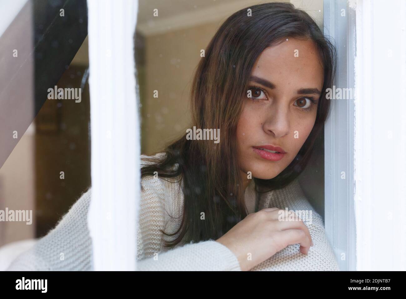 Self portrait at the window hi-res stock photography and images - Alamy