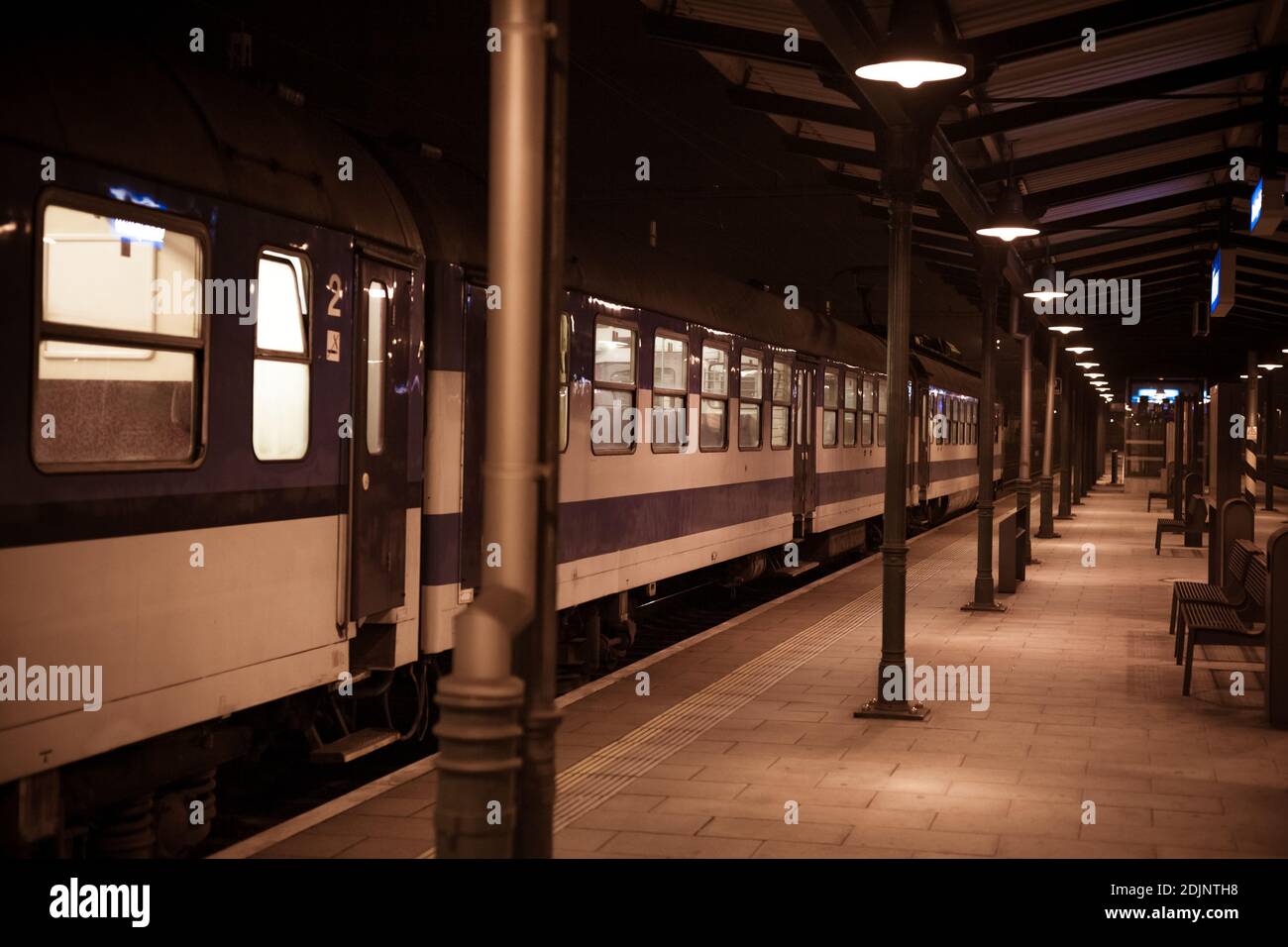 Empty railroad station night architecture hi-res stock photography and ...