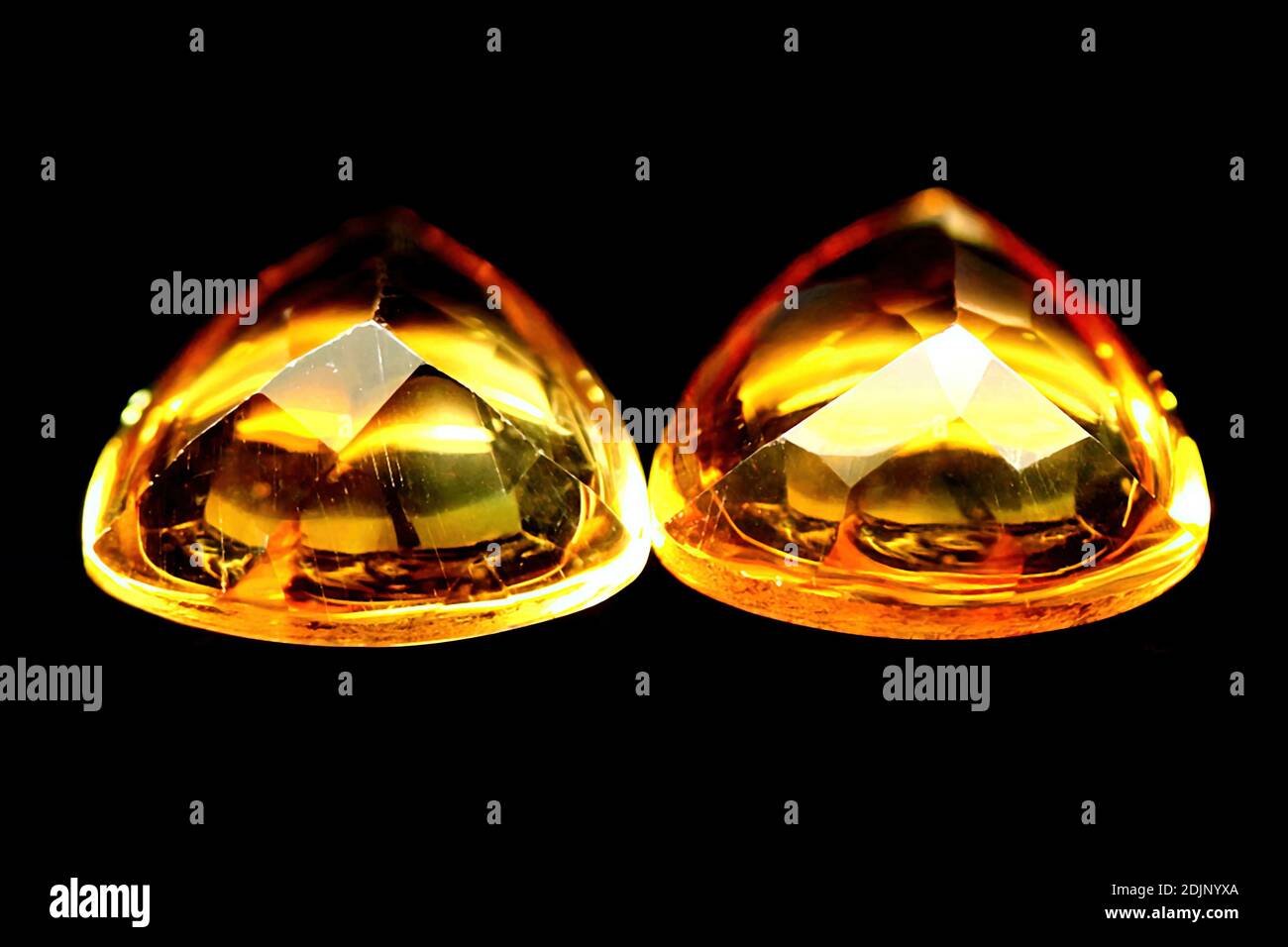 Citrine yellow quartz hi-res stock photography and images - Alamy