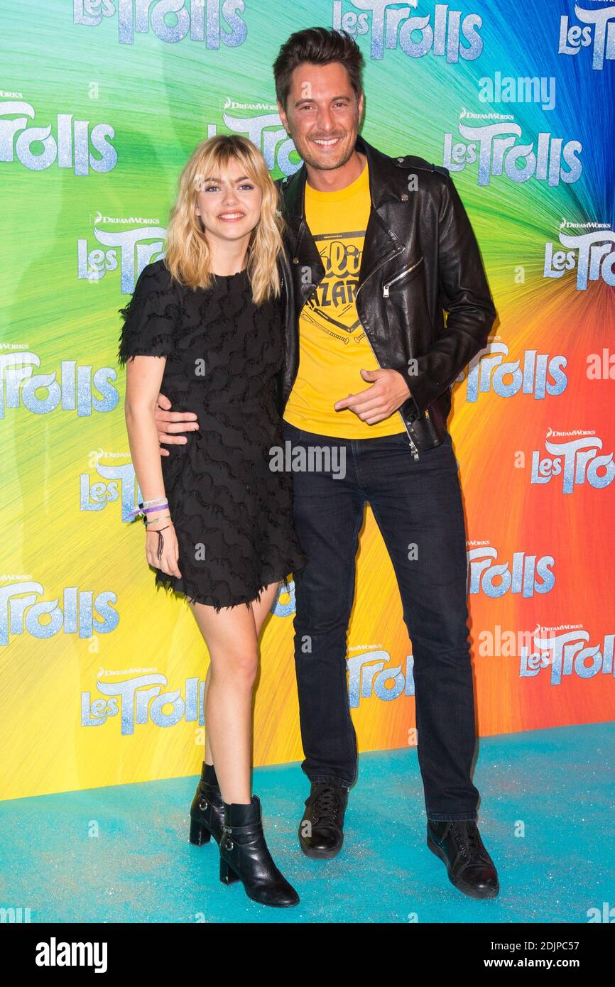 Louane Emera et Vincent Cerruti a l'avant-premiere du film Les Trolls ...
