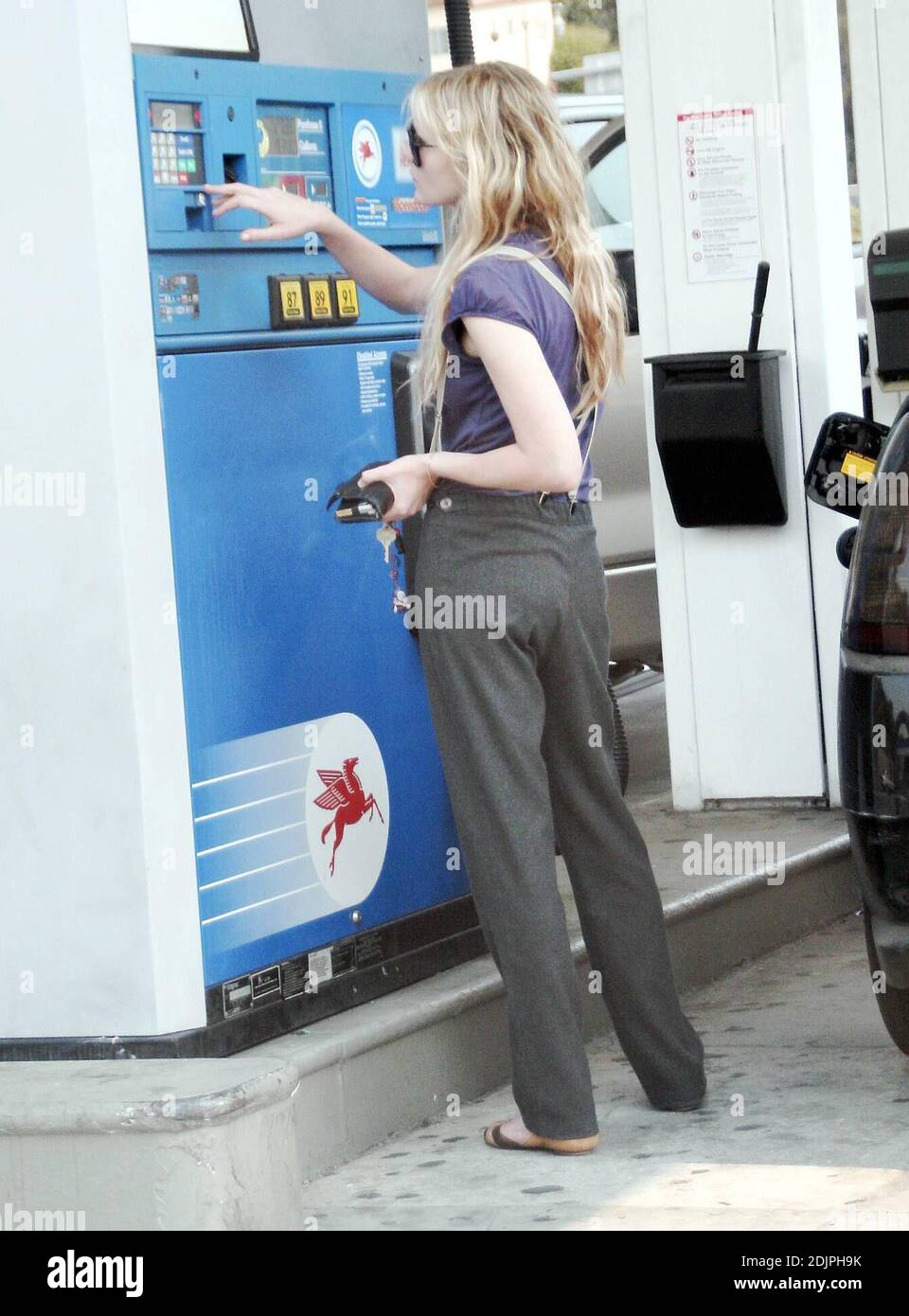 Kirsten Dunst Trae El Lavado De Autos