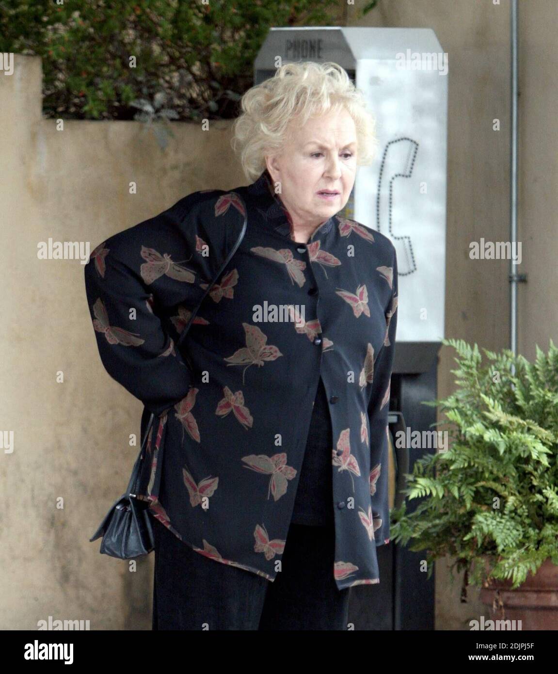 Exclusive!! Everybody Loves Raymond actress, Doris Roberts, leaves Orso ...