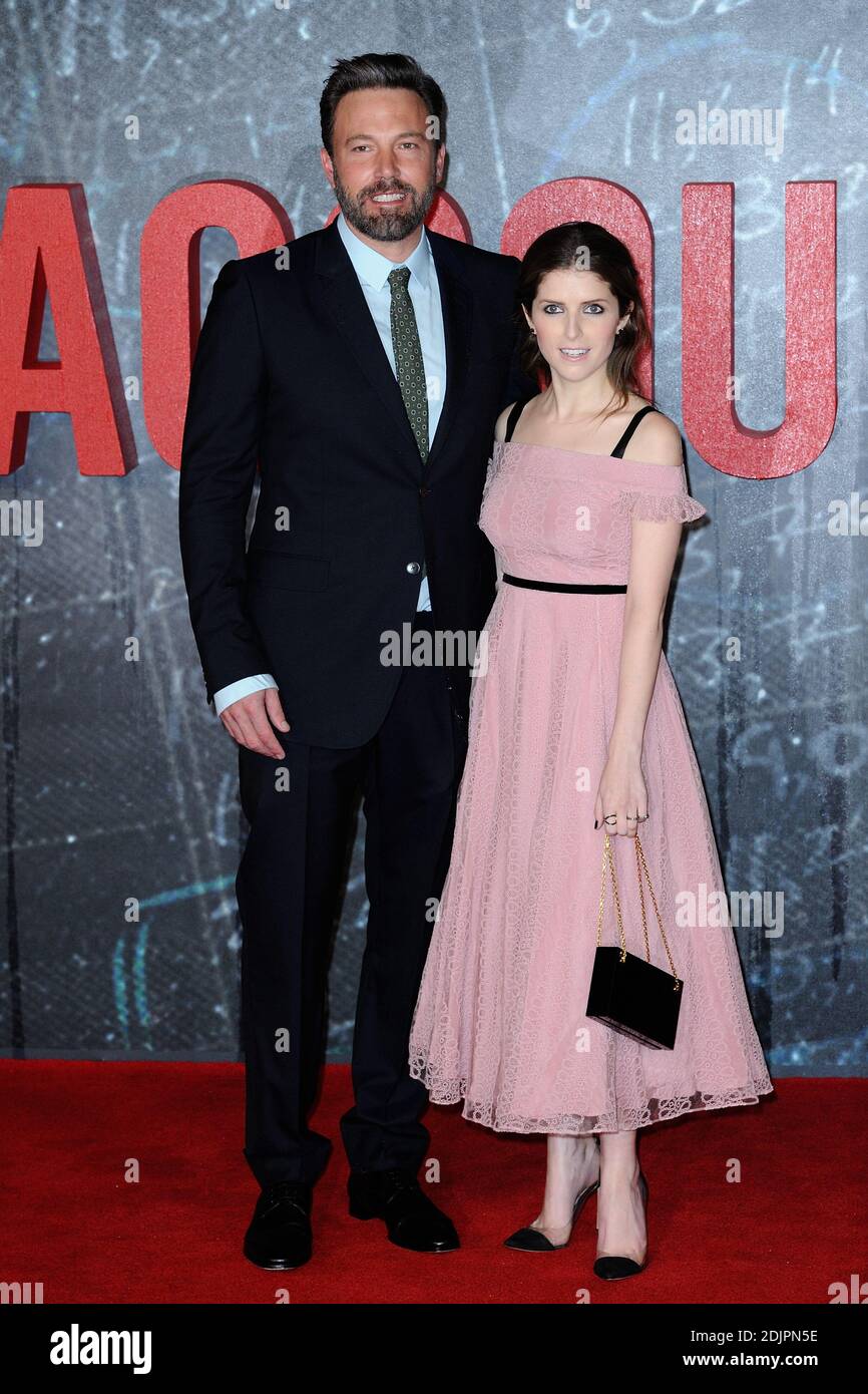 Anna kendrick ben affleck hi-res stock photography and images - Alamy