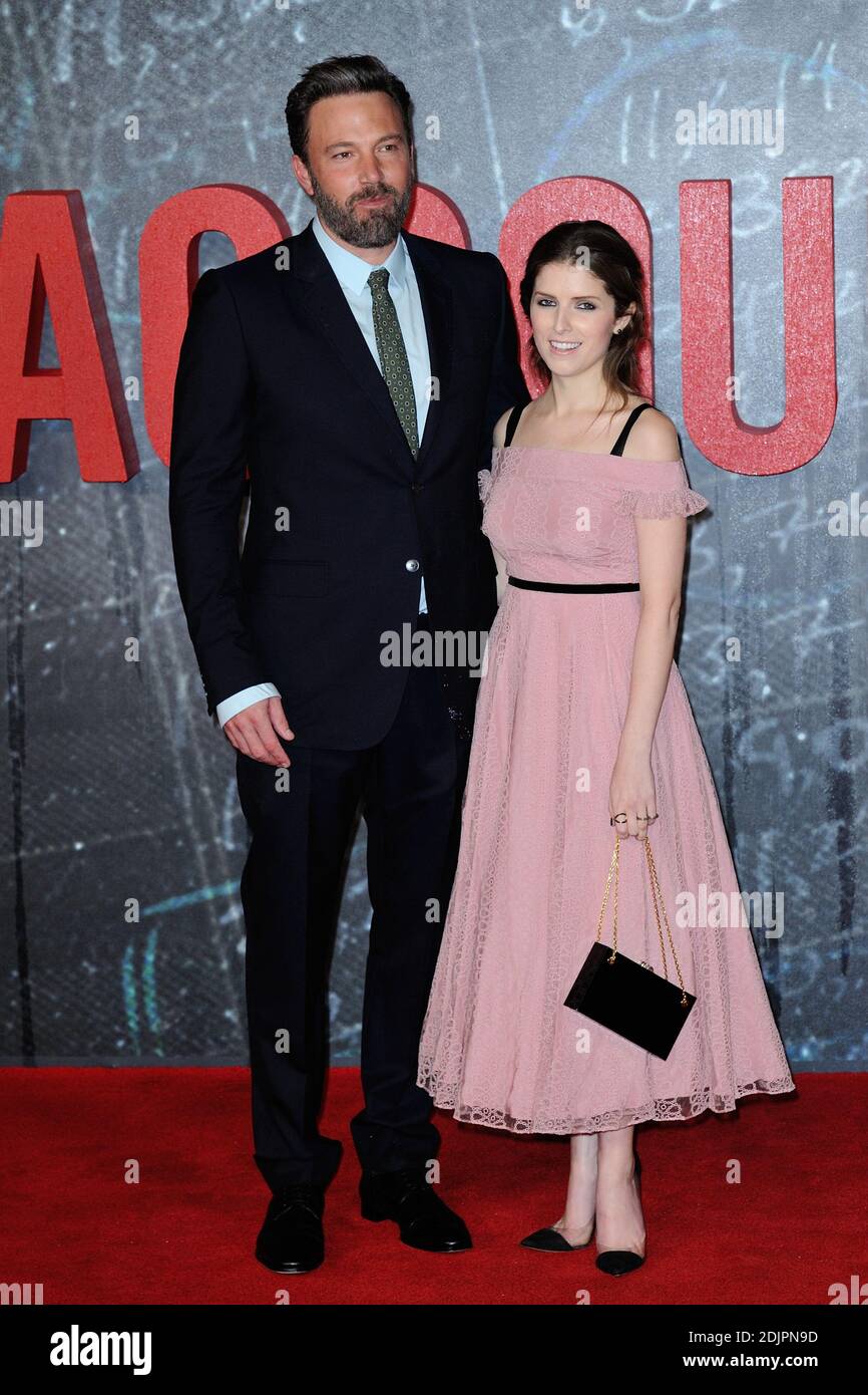 Anna kendrick ben affleck hi-res stock photography and images - Alamy