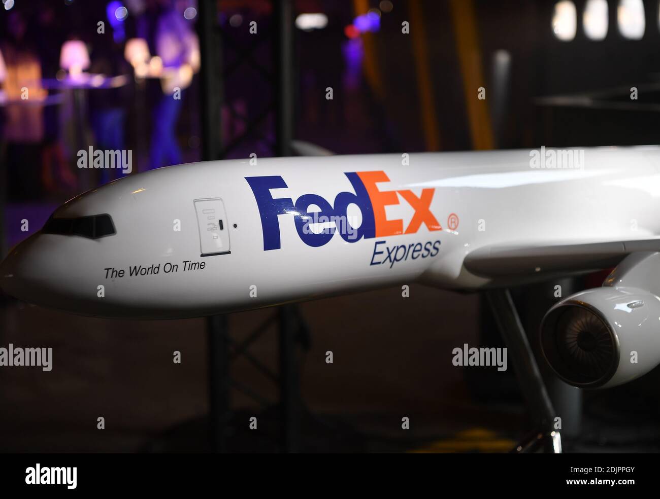 Charles de gaulle airport general view hi-res stock photography and ...