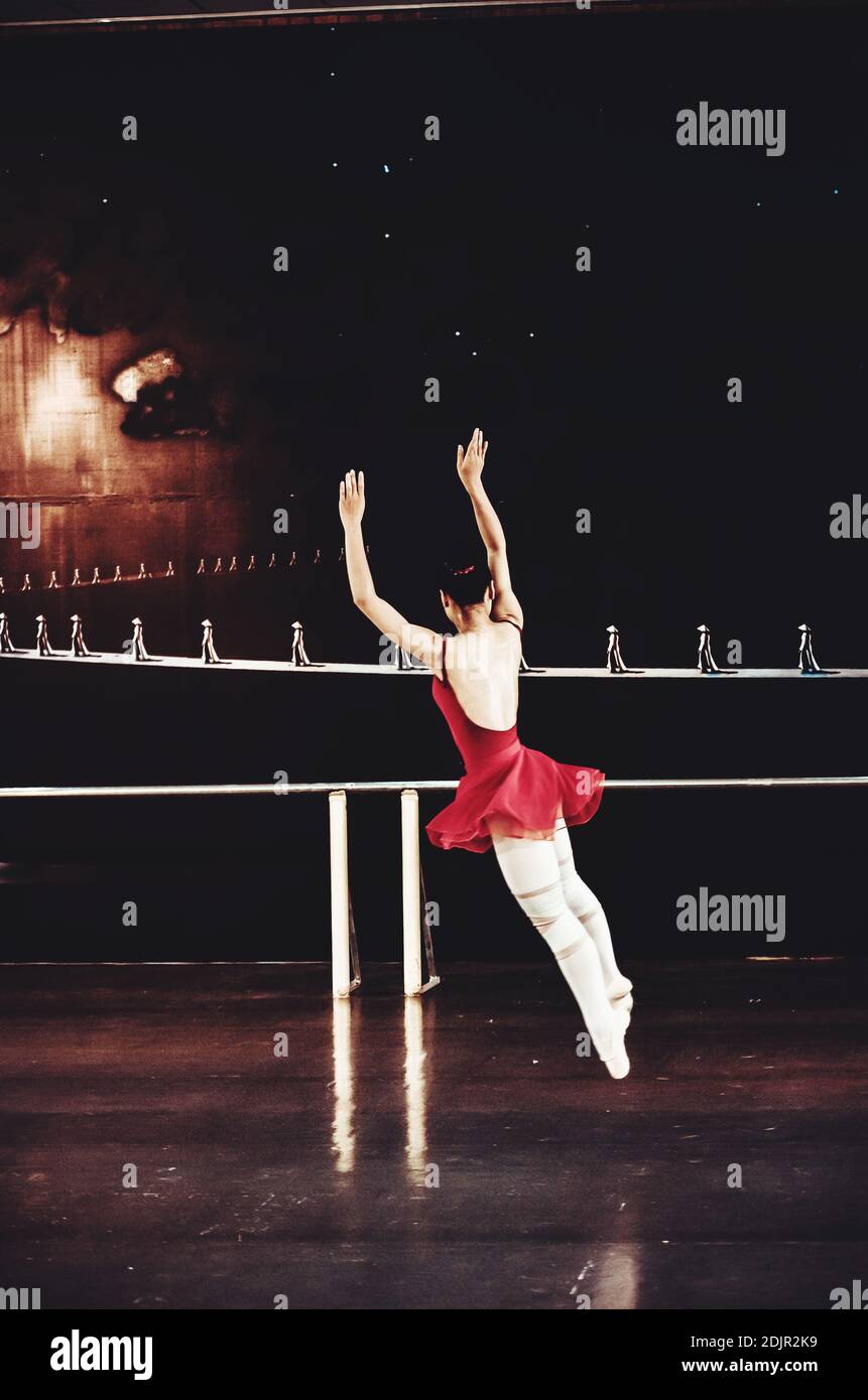 Acrobat Ballet High Resolution Stock Photography and Images - Alamy