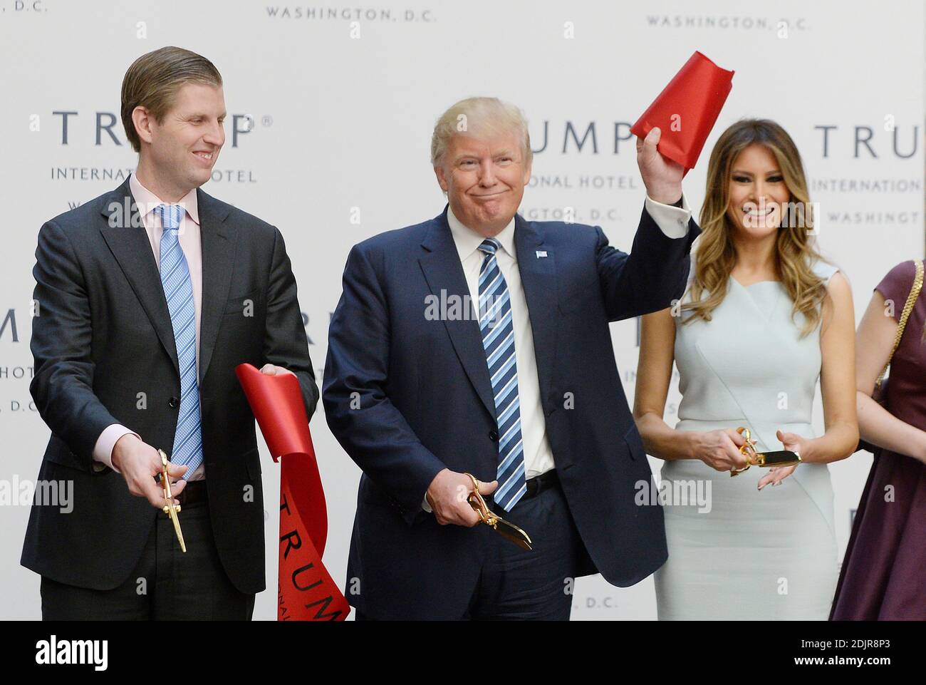 Donald and melania trump ribbon hi-res stock photography and images - Alamy