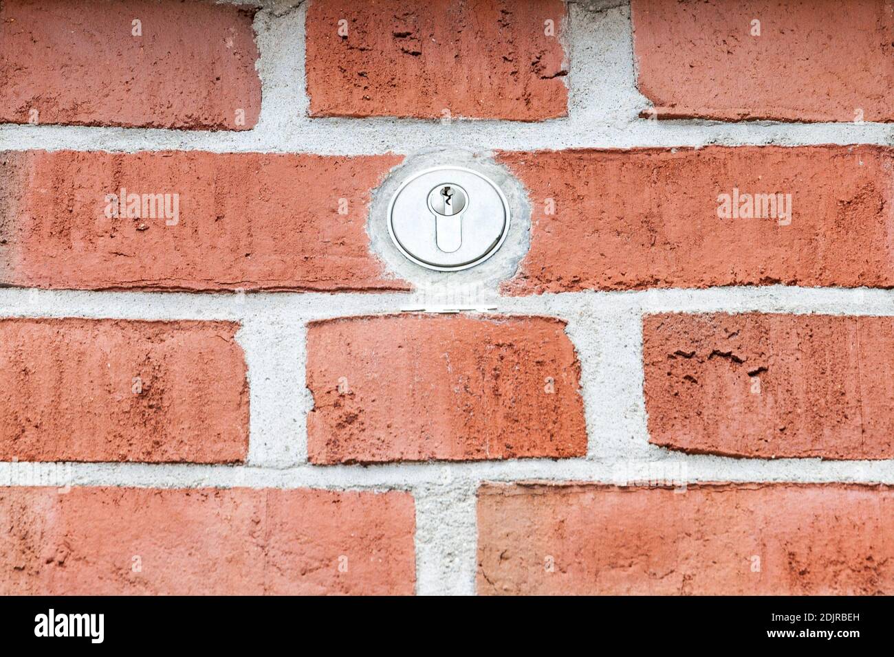 Silver brick wall full frame hi-res stock photography and images - Alamy