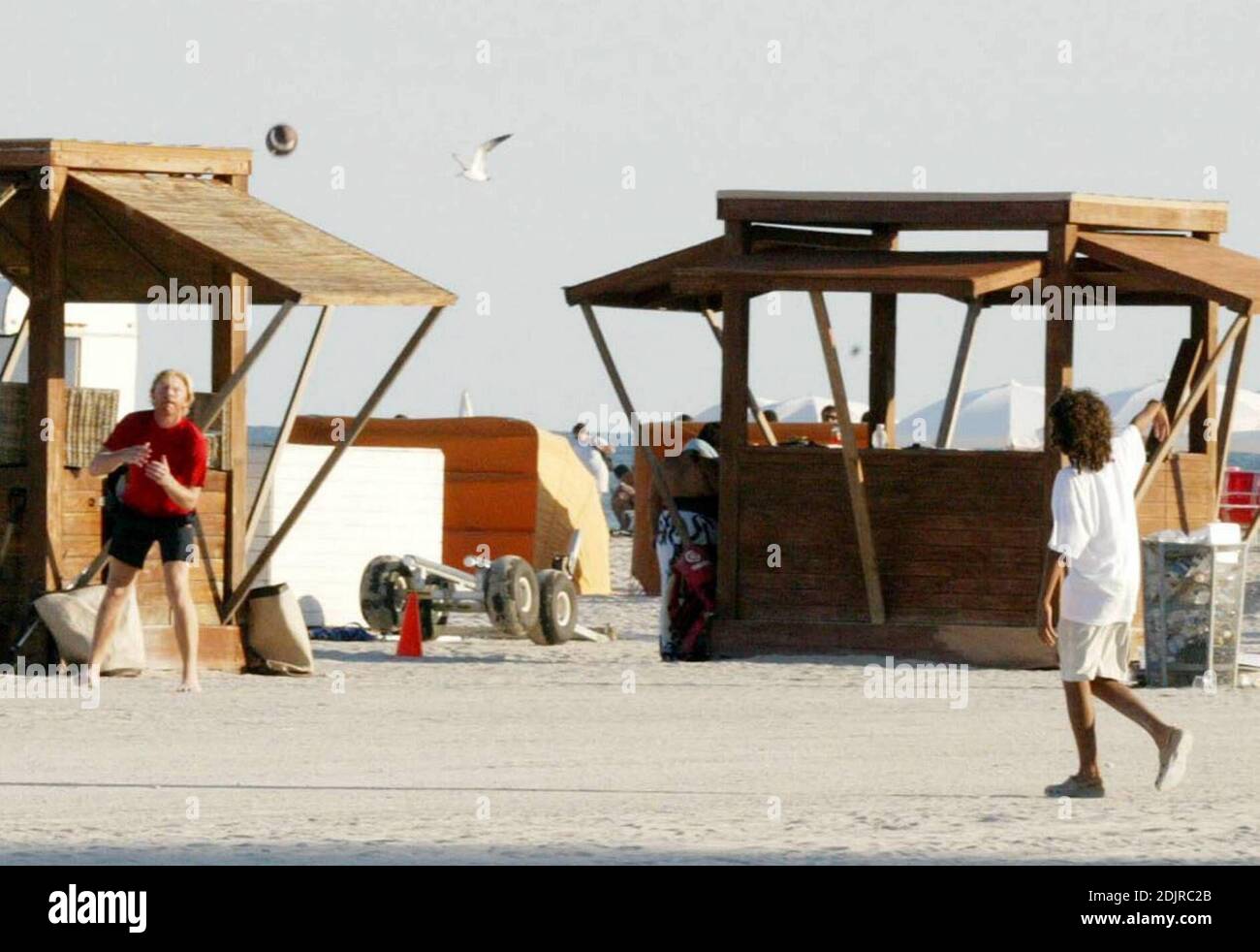 Joakim Noah Beach With Girlfriend