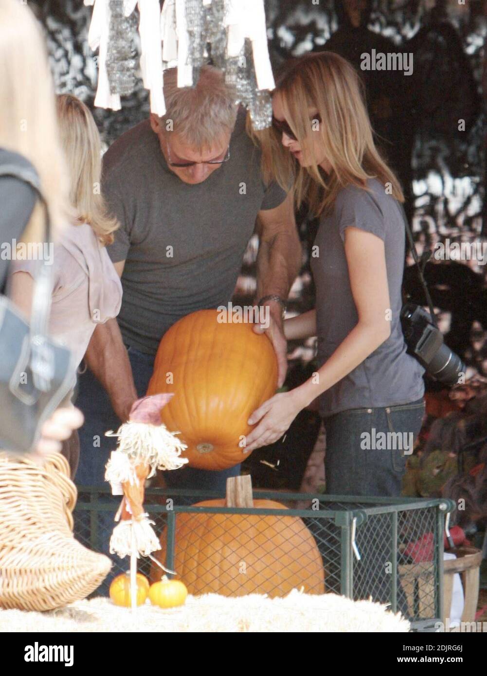 Calista flockhart and liam hi-res stock photography and images - Alamy