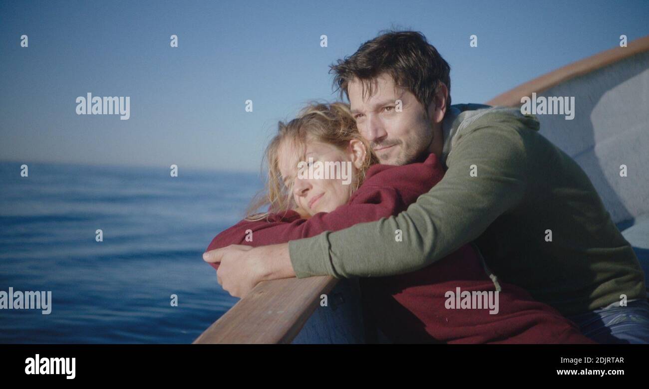 WANDER DARKLY, from left: Sienna Miller, Diego Luna, 2020. © Lionsgate ...