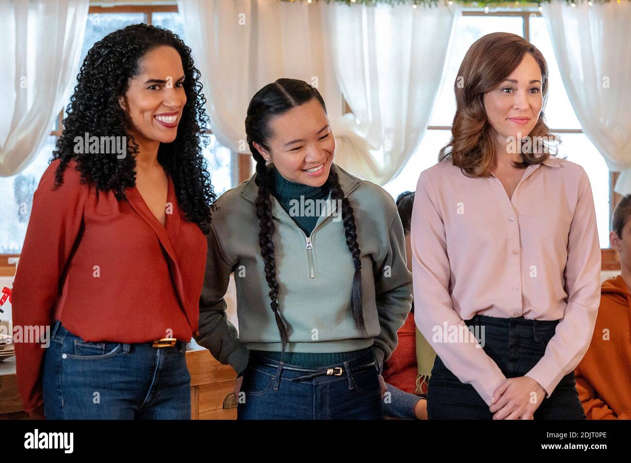 A GLENBROOKE CHRISTMAS, from left: Lisa MacFadden, Jennifer Tong ...