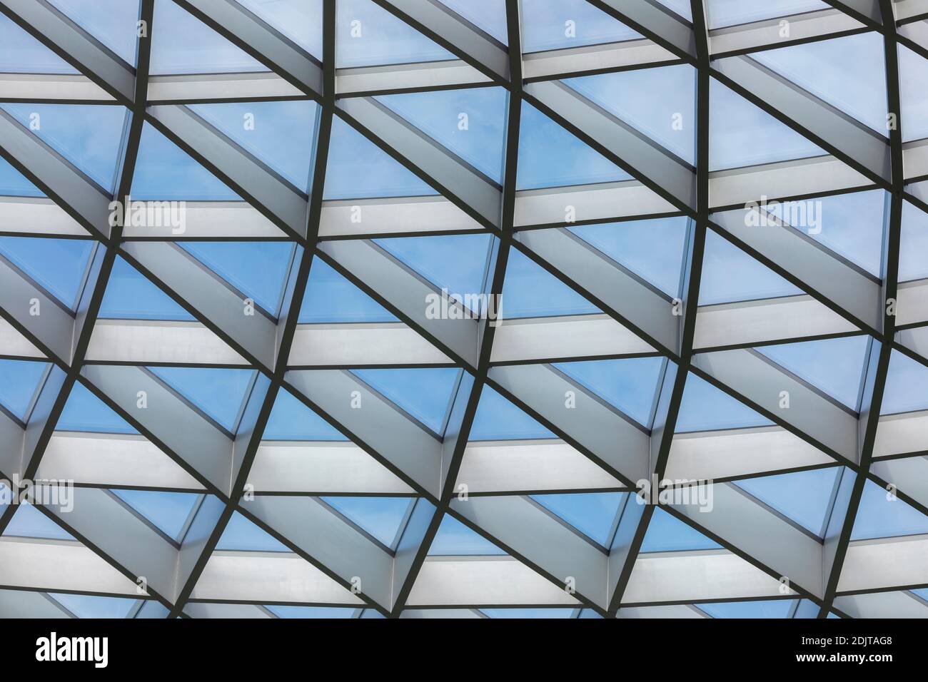 Singapore - October 21, 2019: Close-up of the dome and its architecture ...