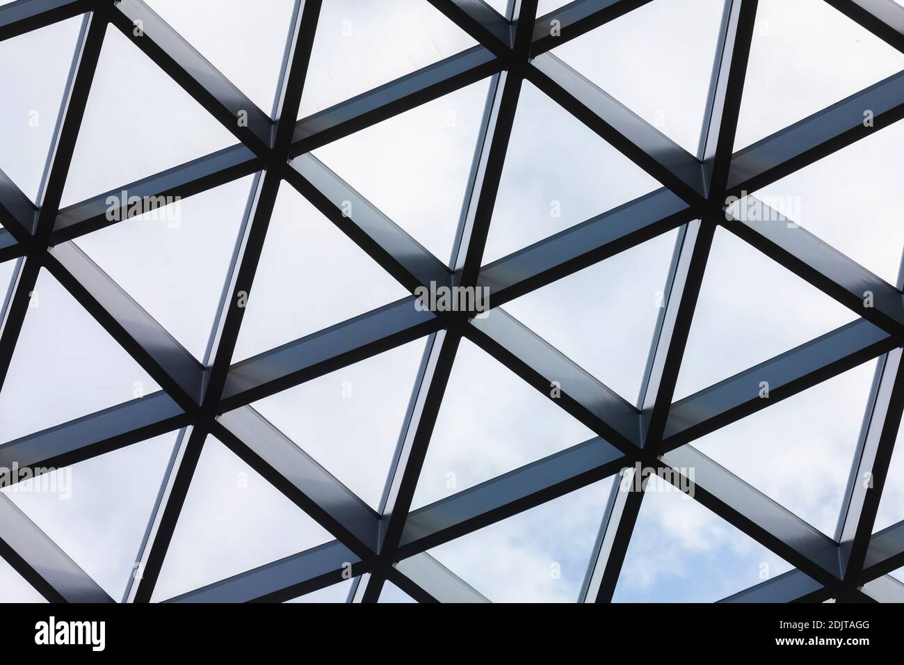 Singapore - October 21, 2019: Close-up of the dome and its architecture ...