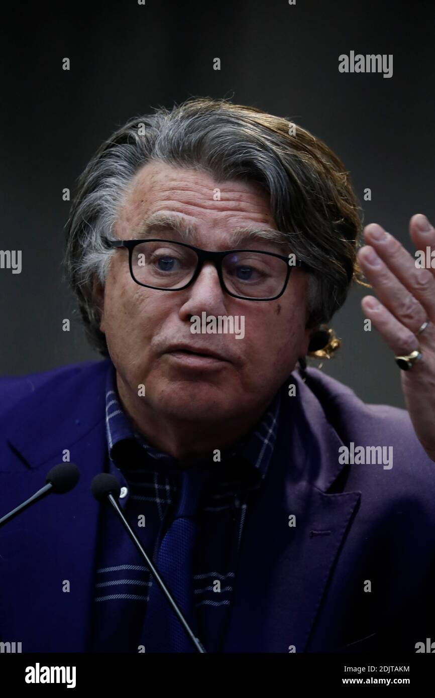 Front National's member of Parliament Gilbert Collard delivers his ...