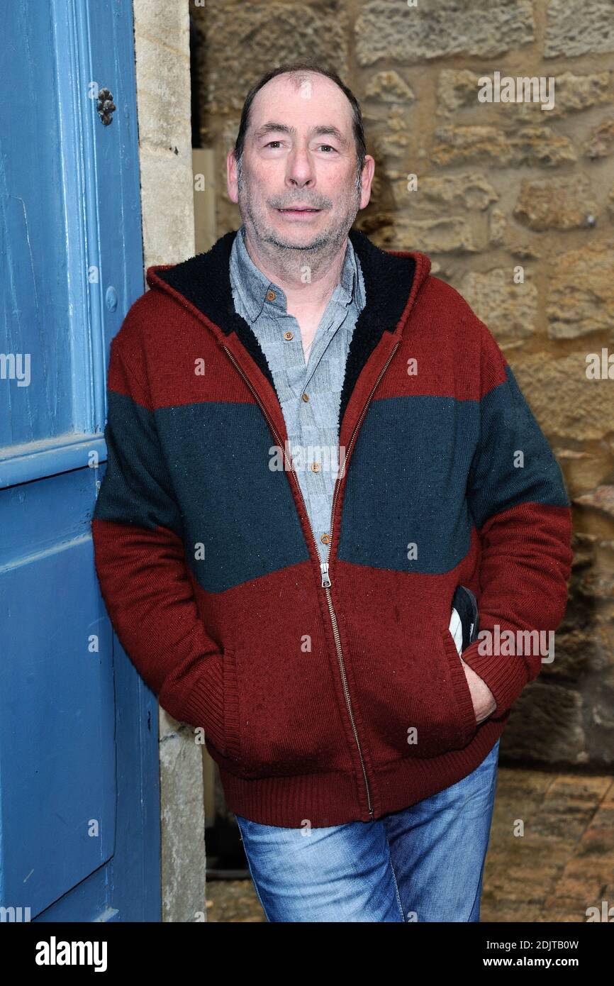 Jean-Michel Bertrand assiste au Photocall du film La Vallee des Loups ...