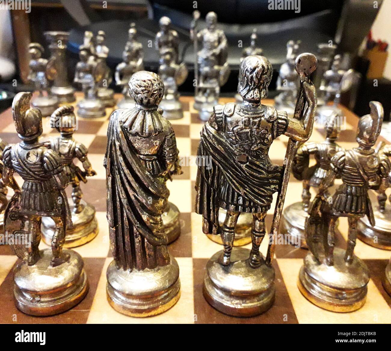 Ancient chess set hi-res stock photography and images - Alamy