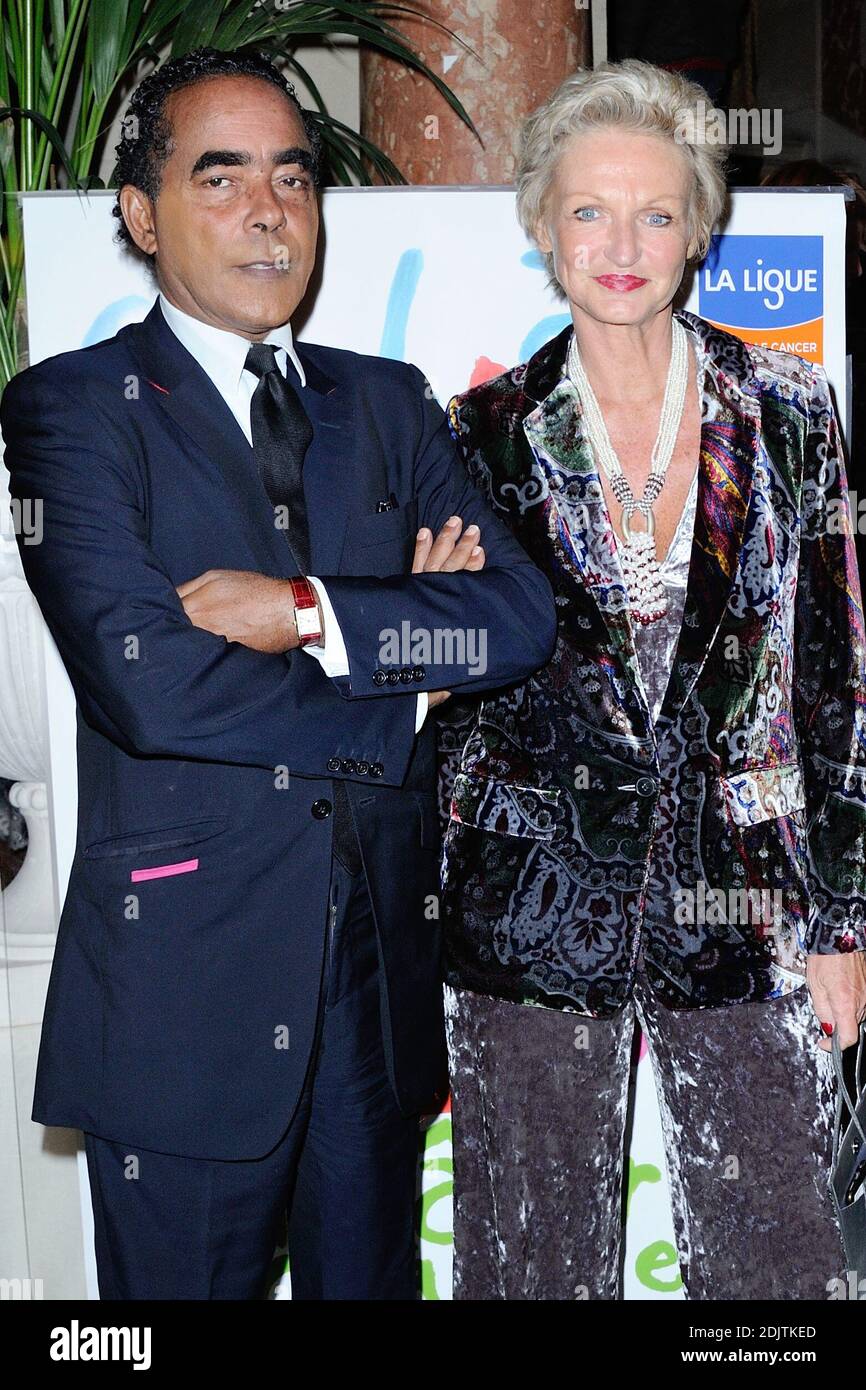 Maitre Alex Ursulet et Anne de Bourbon-Siciles assistent au 24e Gala de ...