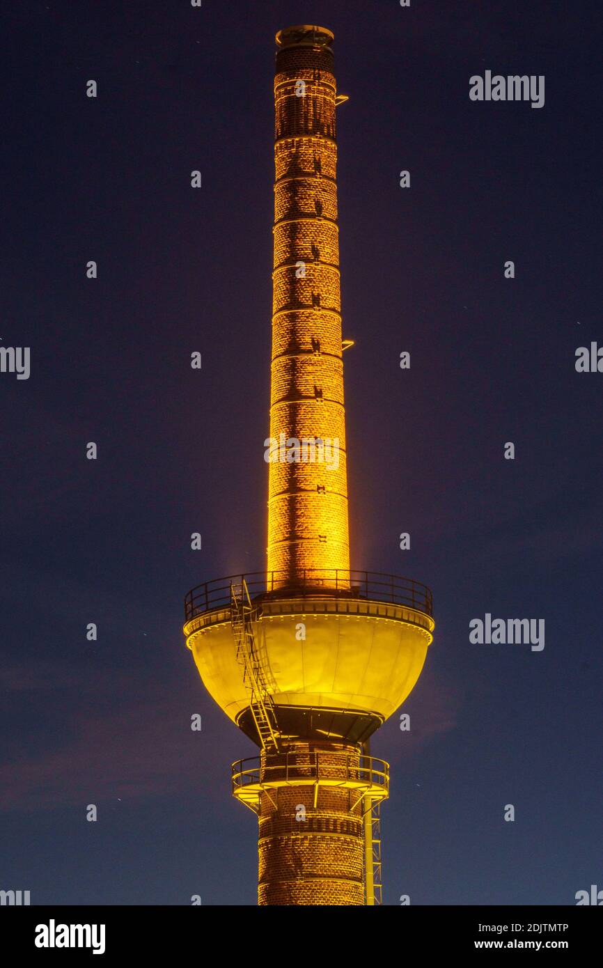 Tall brick chimney hi-res stock photography and images - Alamy