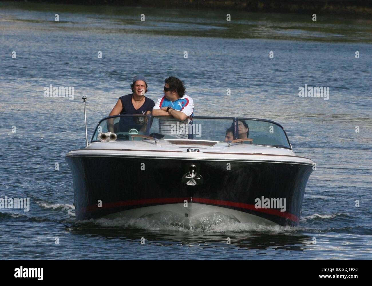 Latin crooner Alejandro Sanz takes a boat trip round Miami Bay with ...