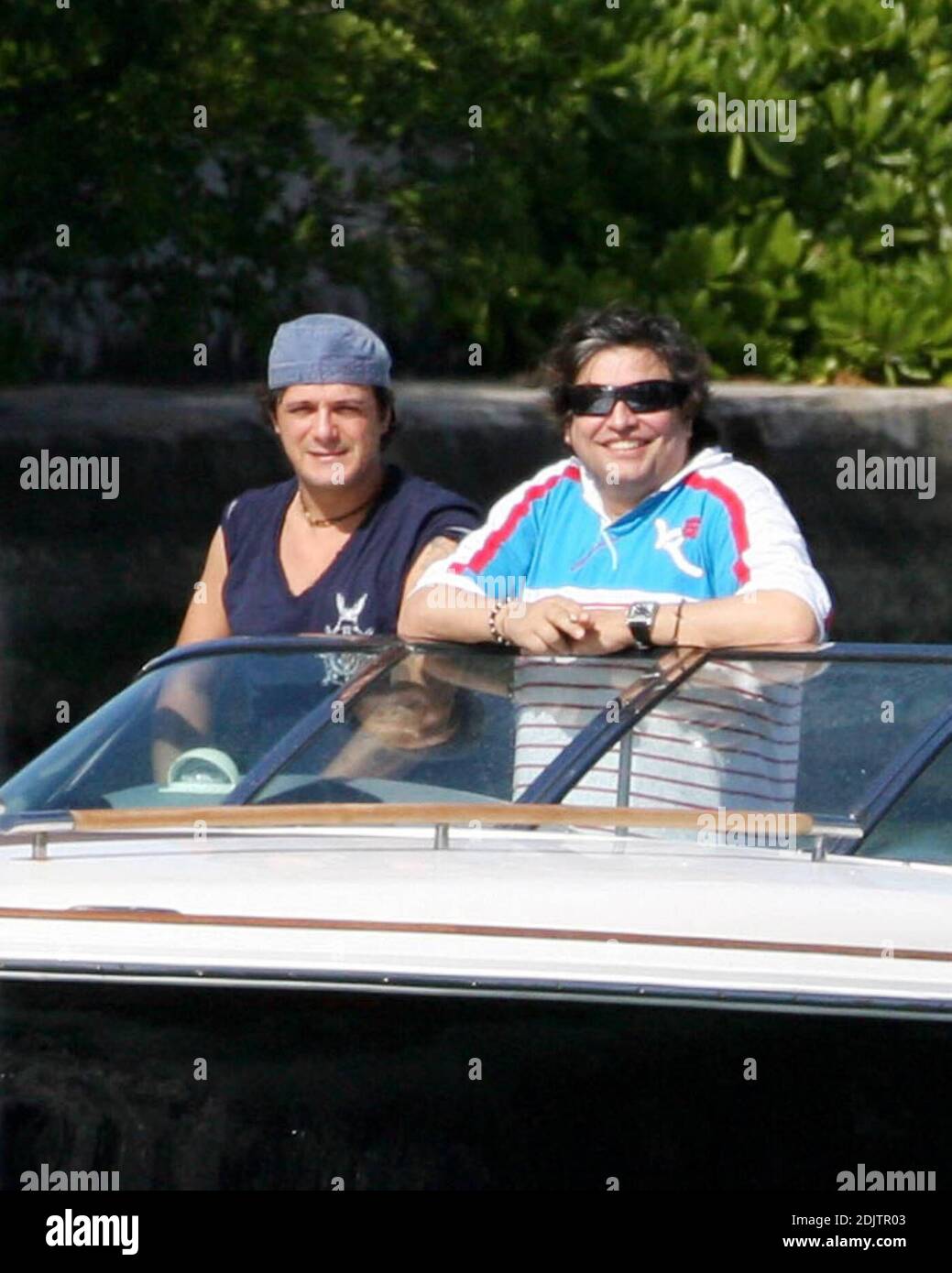 Latin crooner Alejandro Sanz takes a boat trip round Miami Bay with ...