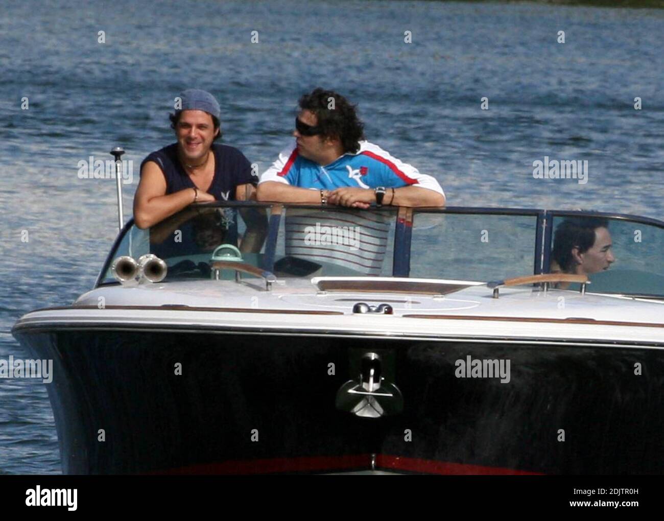 Latin crooner Alejandro Sanz takes a boat trip round Miami Bay with ...