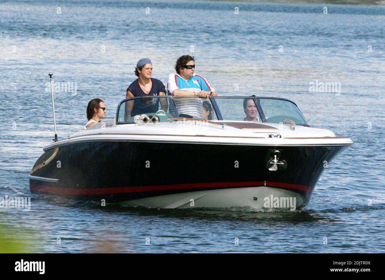 Latin crooner Alejandro Sanz takes a boat trip round Miami Bay with ...