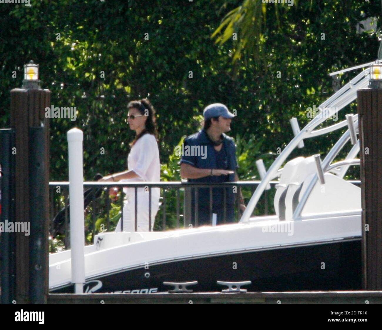 Latin crooner Alejandro Sanz takes a boat trip round Miami Bay with ...