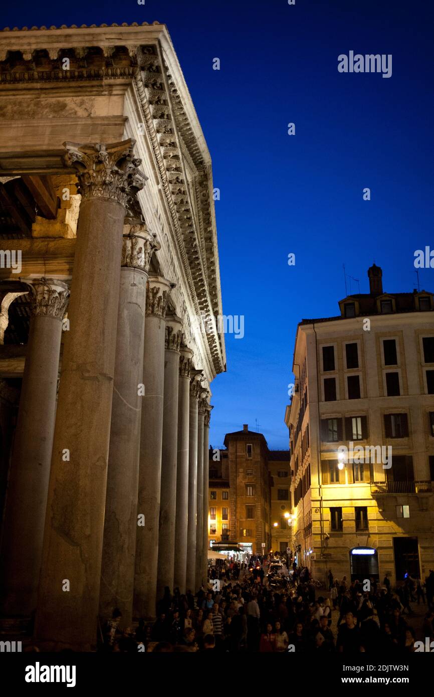 Evening at the Parthenon, an ancient site in Rome, Italy Stock Photo ...